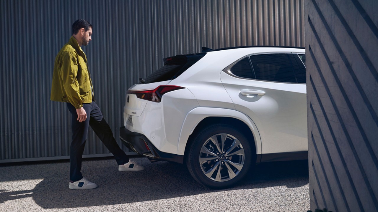 SUV Lexus UX | Lexus Ελλάς